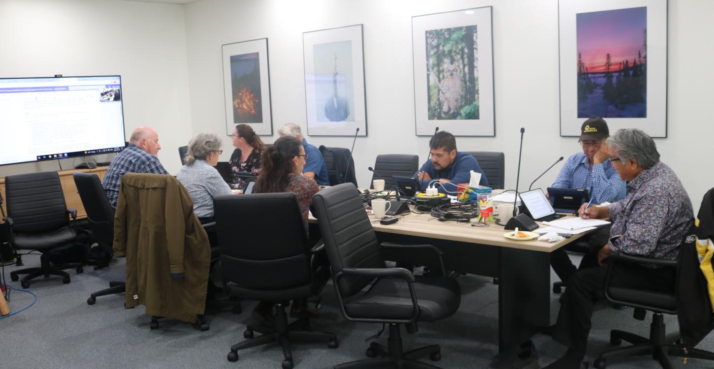 Board approves Bathurst Caribou Action Plan | Wek’éezhìi Renewable ...